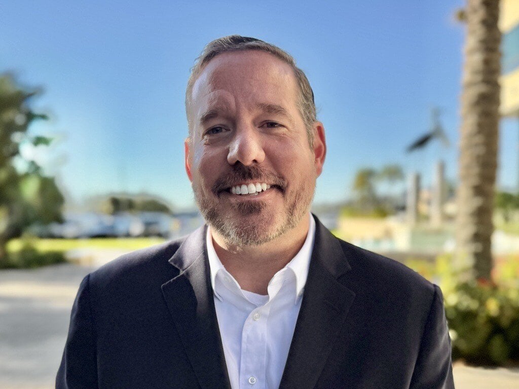 FrankCrum Names Michael Henry Senior VP of Direct Sales